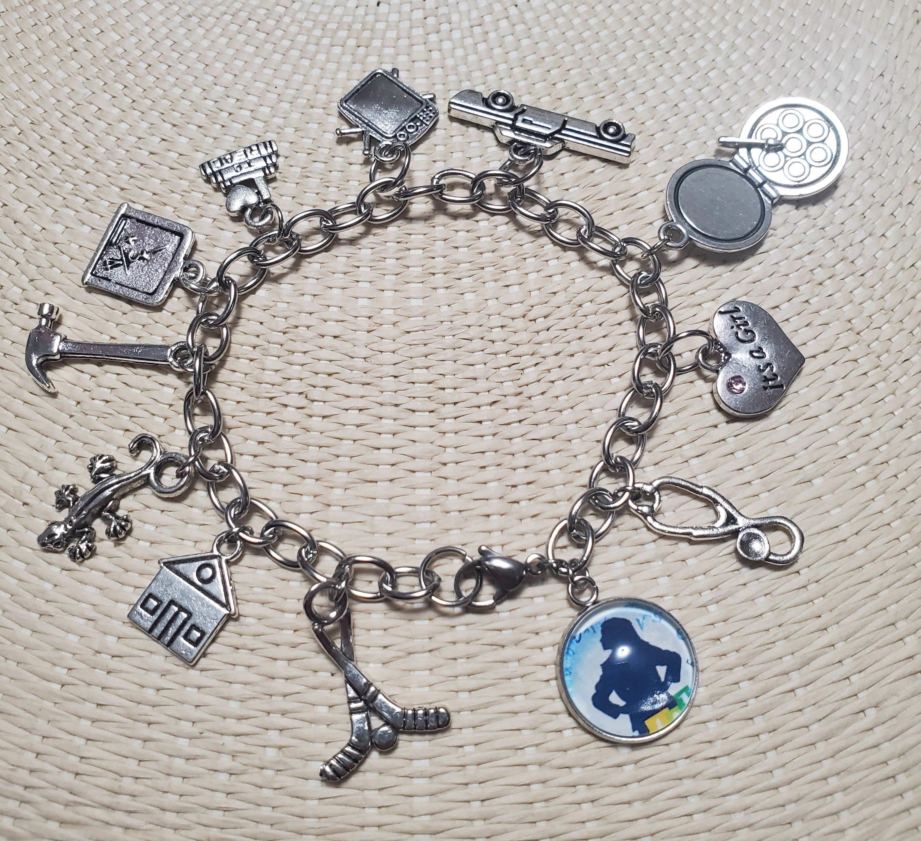 MATILDA Bookworm Charm Bracelet – The Lobby Boutique