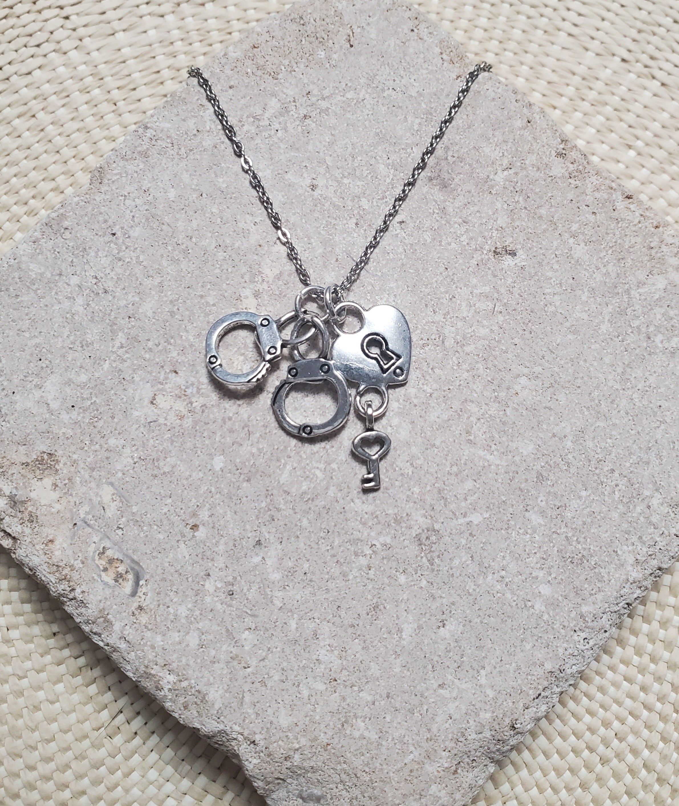 CHICAGO Heart and Handcuffs Necklace – The Lobby Boutique