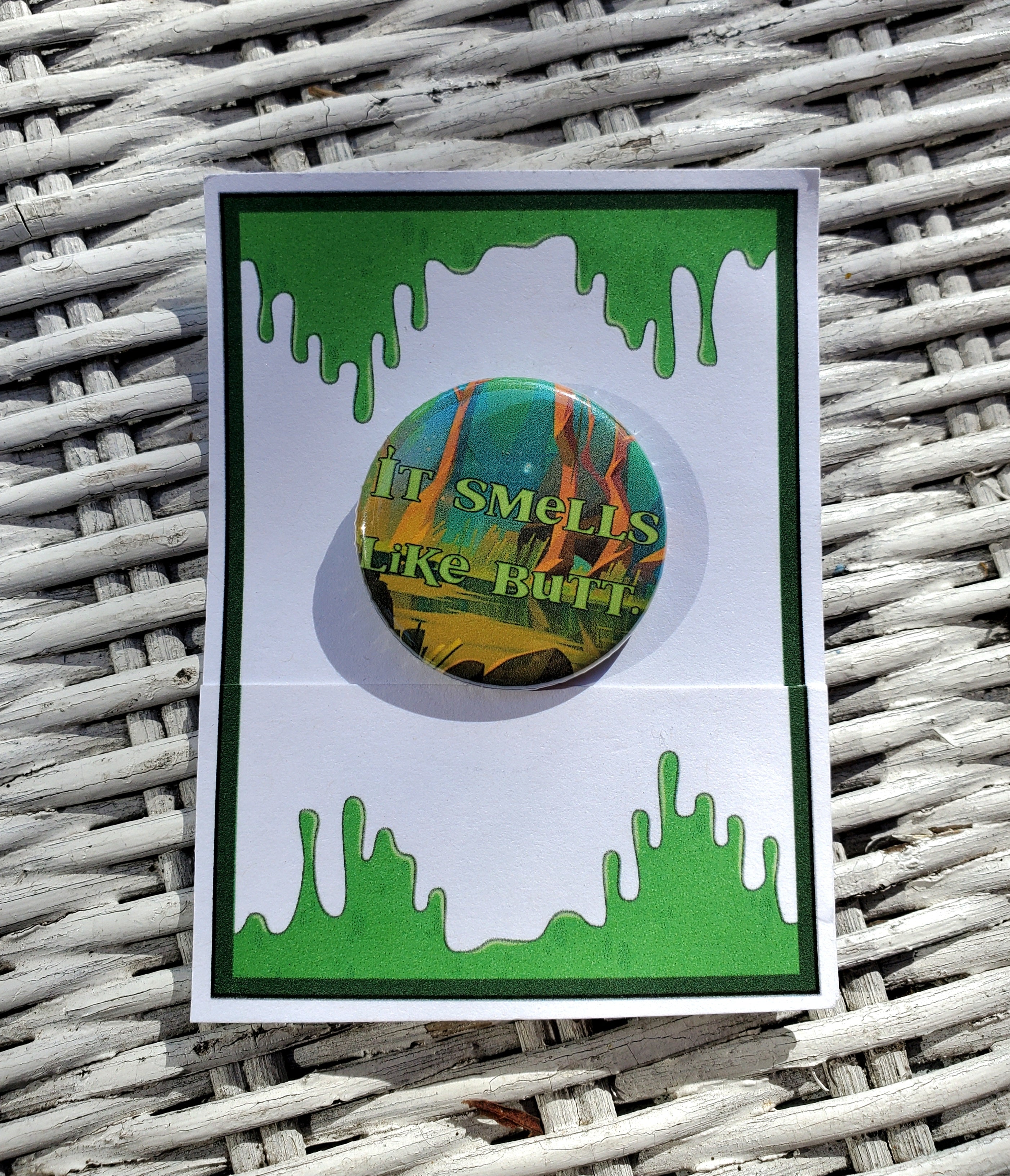 SHREK "It Smells Like Butt!" Elf Metal Pinback Button – The Lobby Boutique
