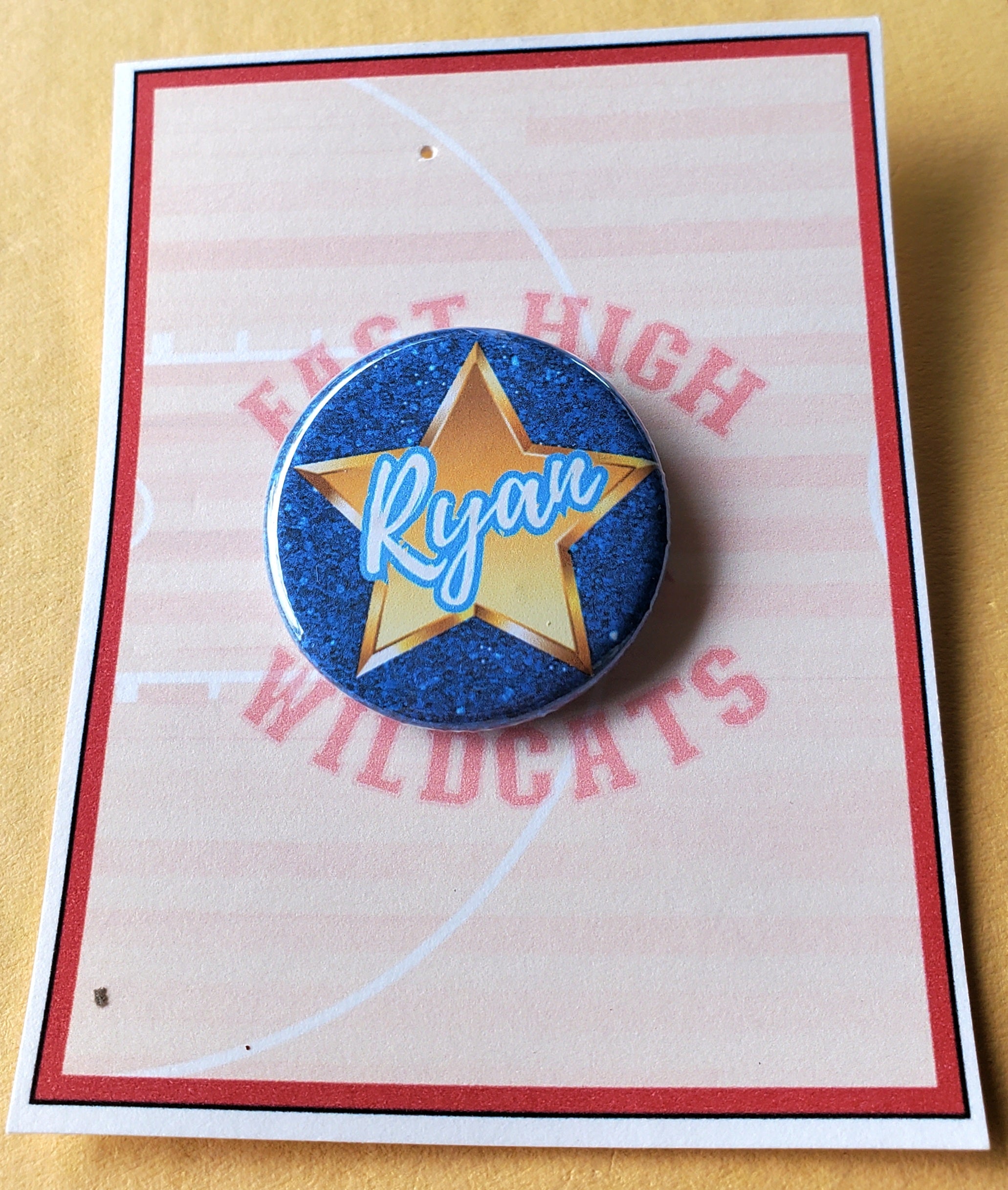 HIGH SCHOOL MUSICAL "Ryan" Metal Pinback Button – The Lobby Boutique